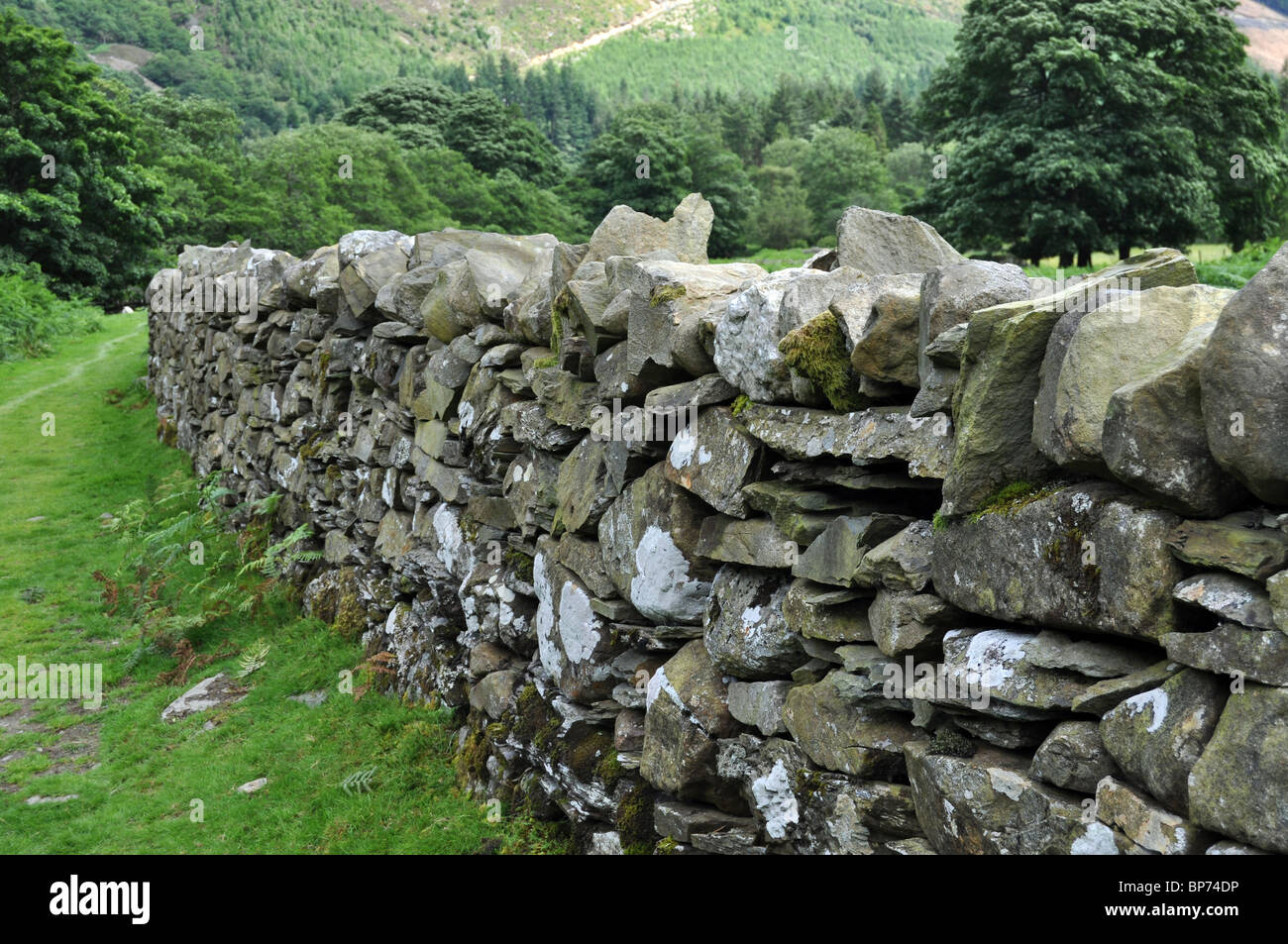 Welsh stone wall hi-res stock photography and images - Alamy