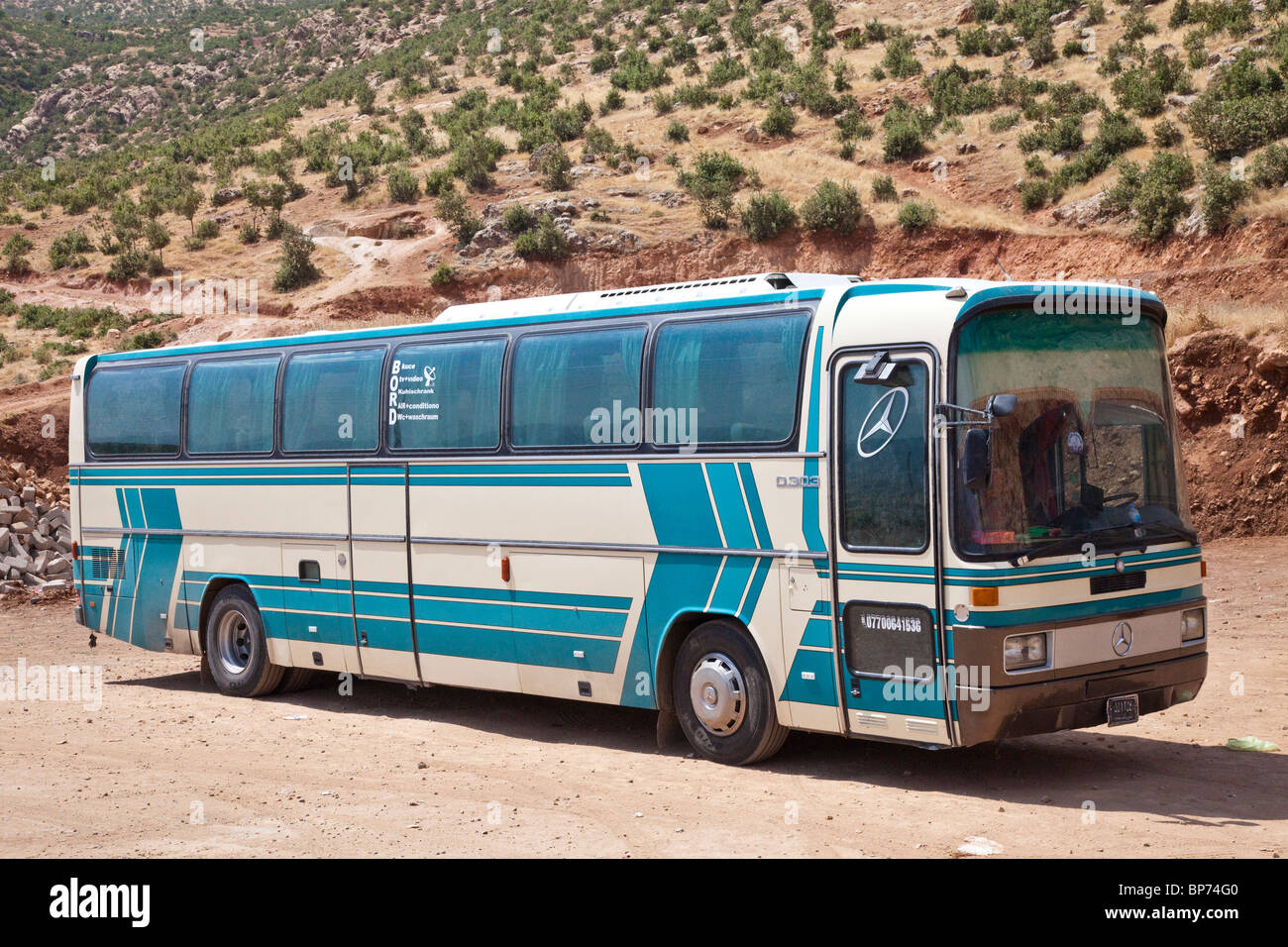Tourist bus near Dohuk in Kurdistan, Iraq Stock Photo - Alamy
