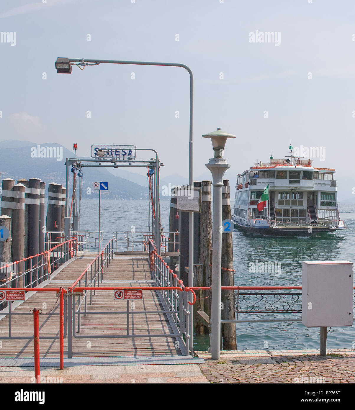 Embarkation point hi-res stock photography and images - Alamy