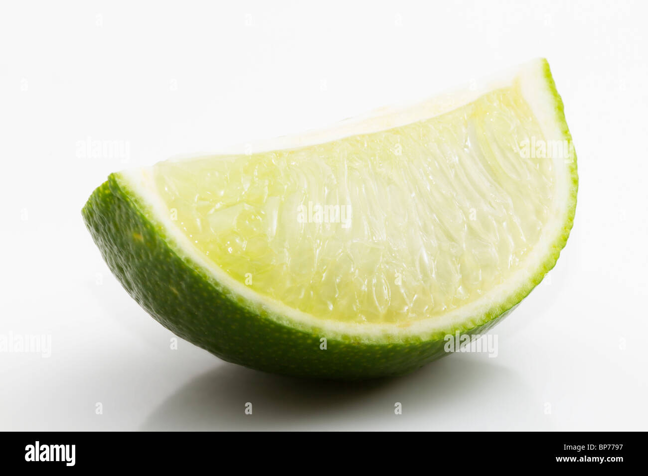 Lime slice hi-res stock photography and images - Alamy