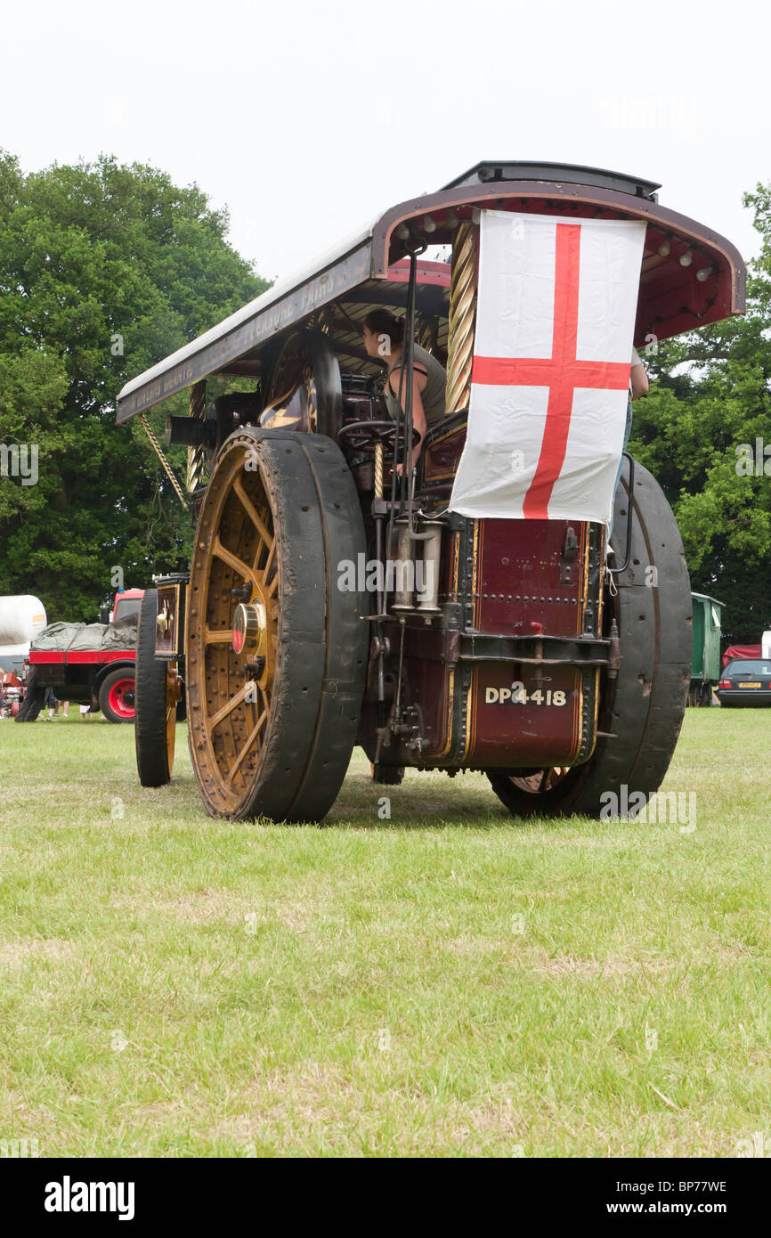 Showmans hi-res stock photography and images - Alamy