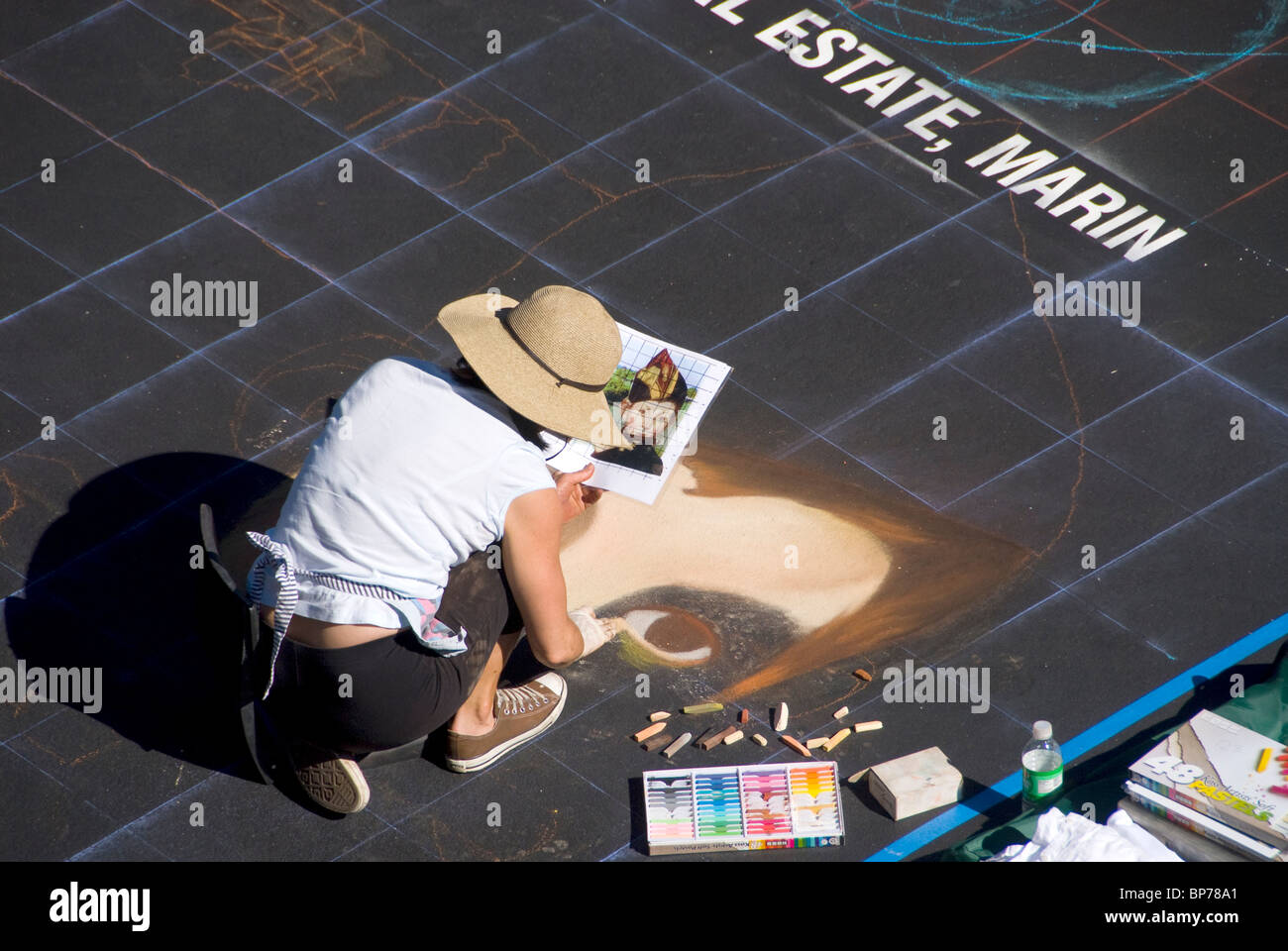 Artist at work at the Italian Youth Street Painting Festival, San ...