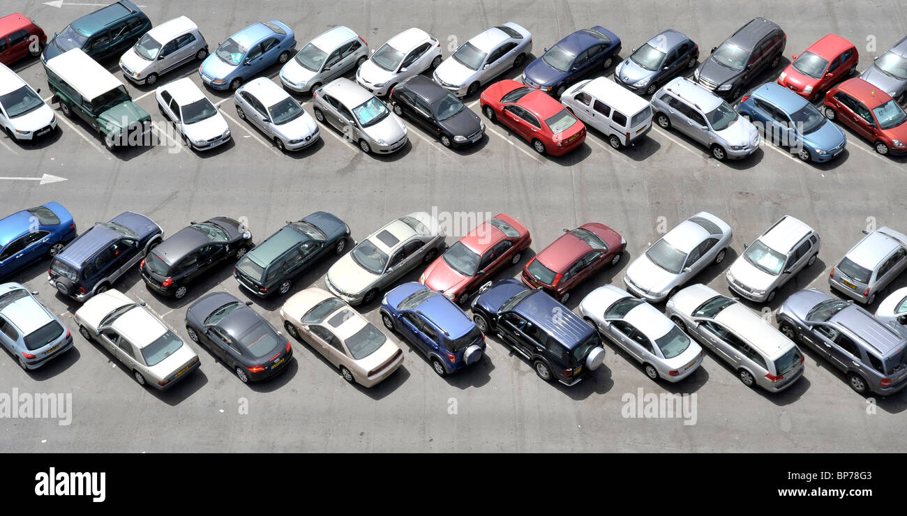 herringbone car parking Stock Photo - Alamy