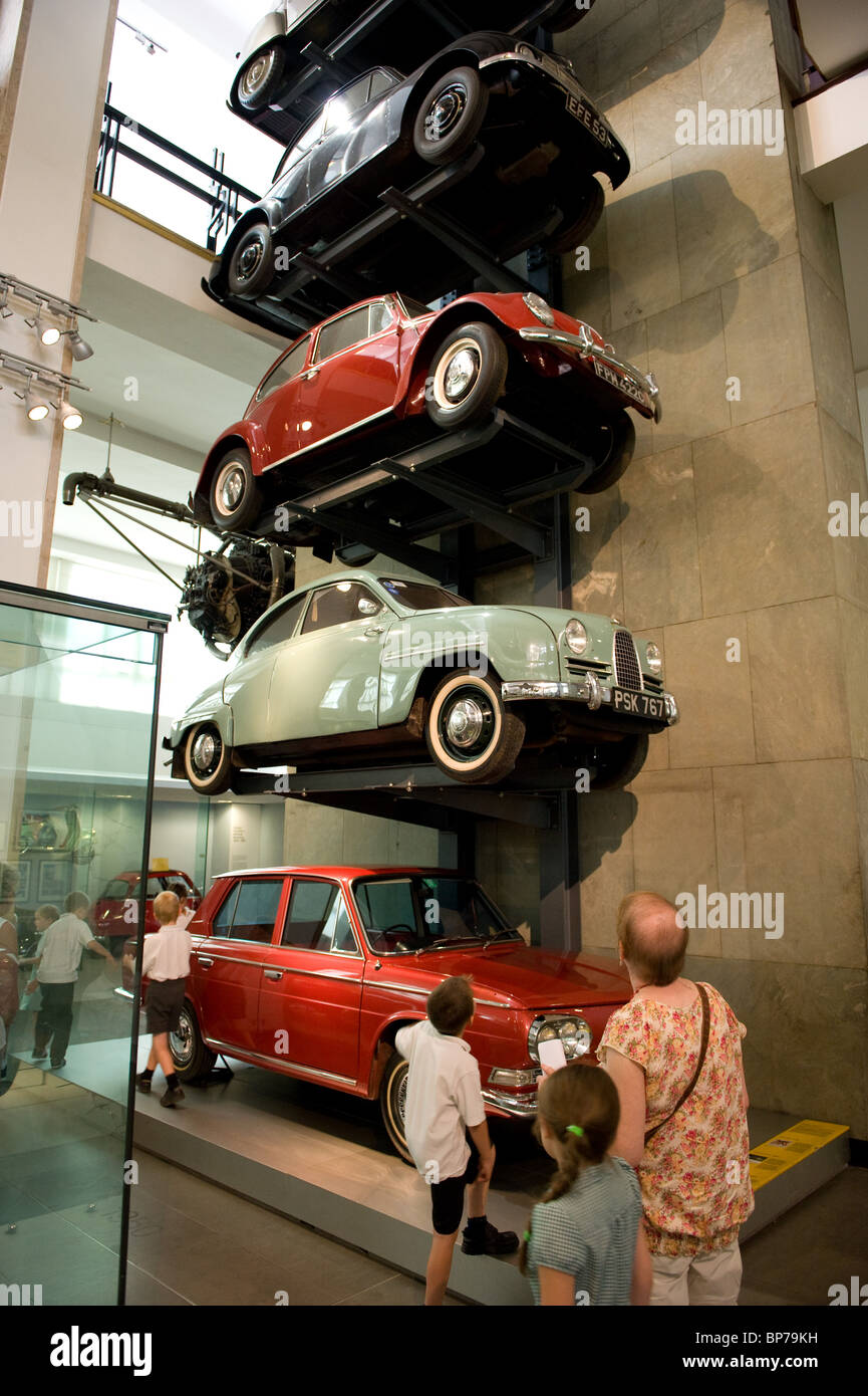 Vintage cars in the Science Museum, London SW3 Stock Photo - Alamy