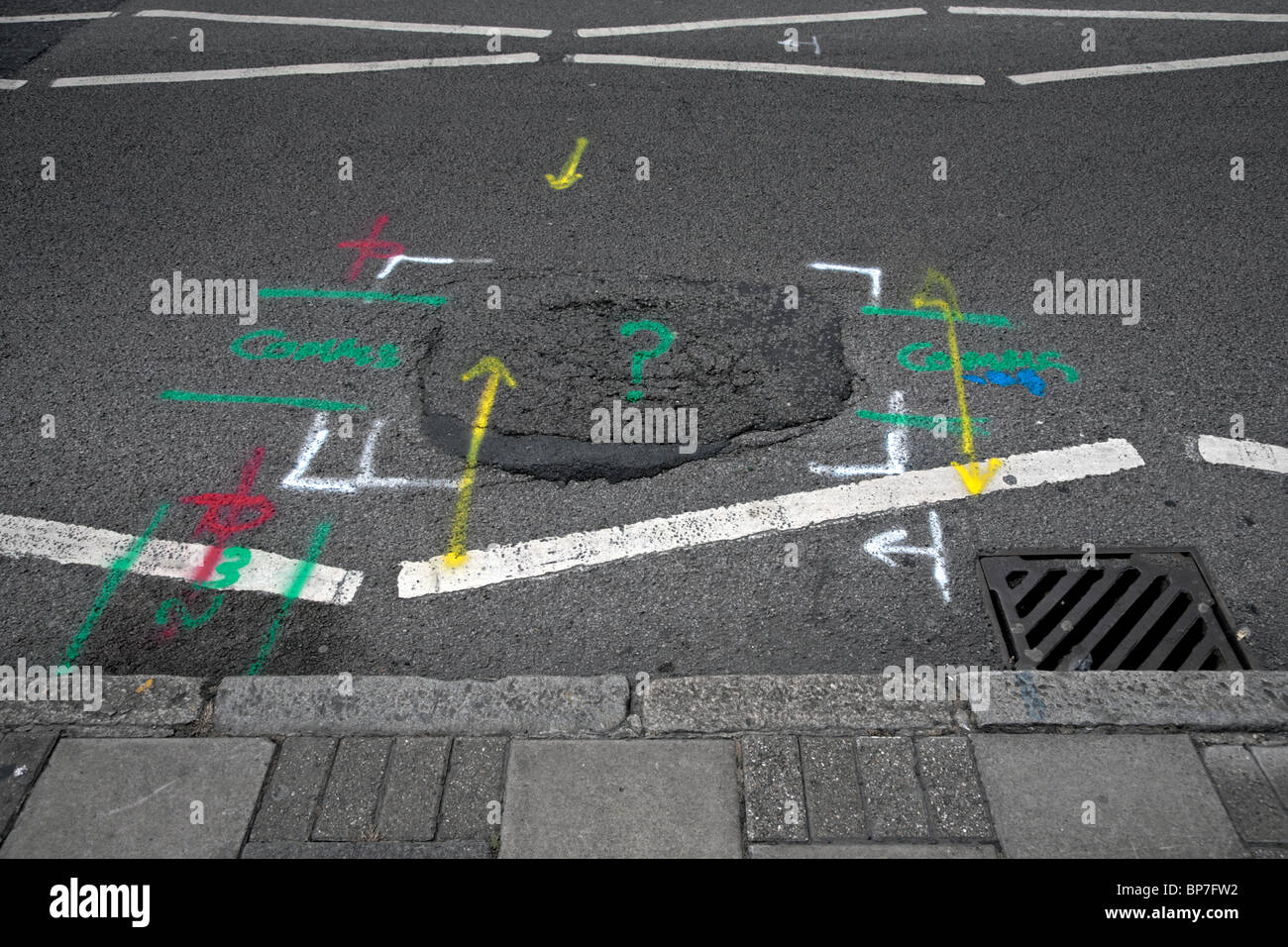 radar markings on a london street Stock Photo - Alamy