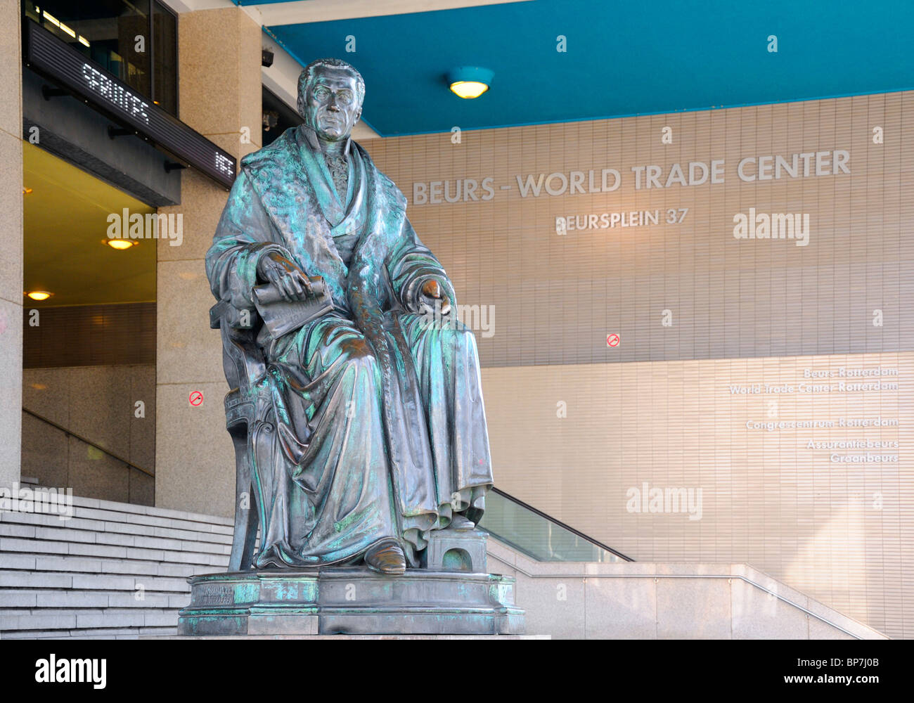 Rotterdam centre hi-res stock photography and images - Alamy
