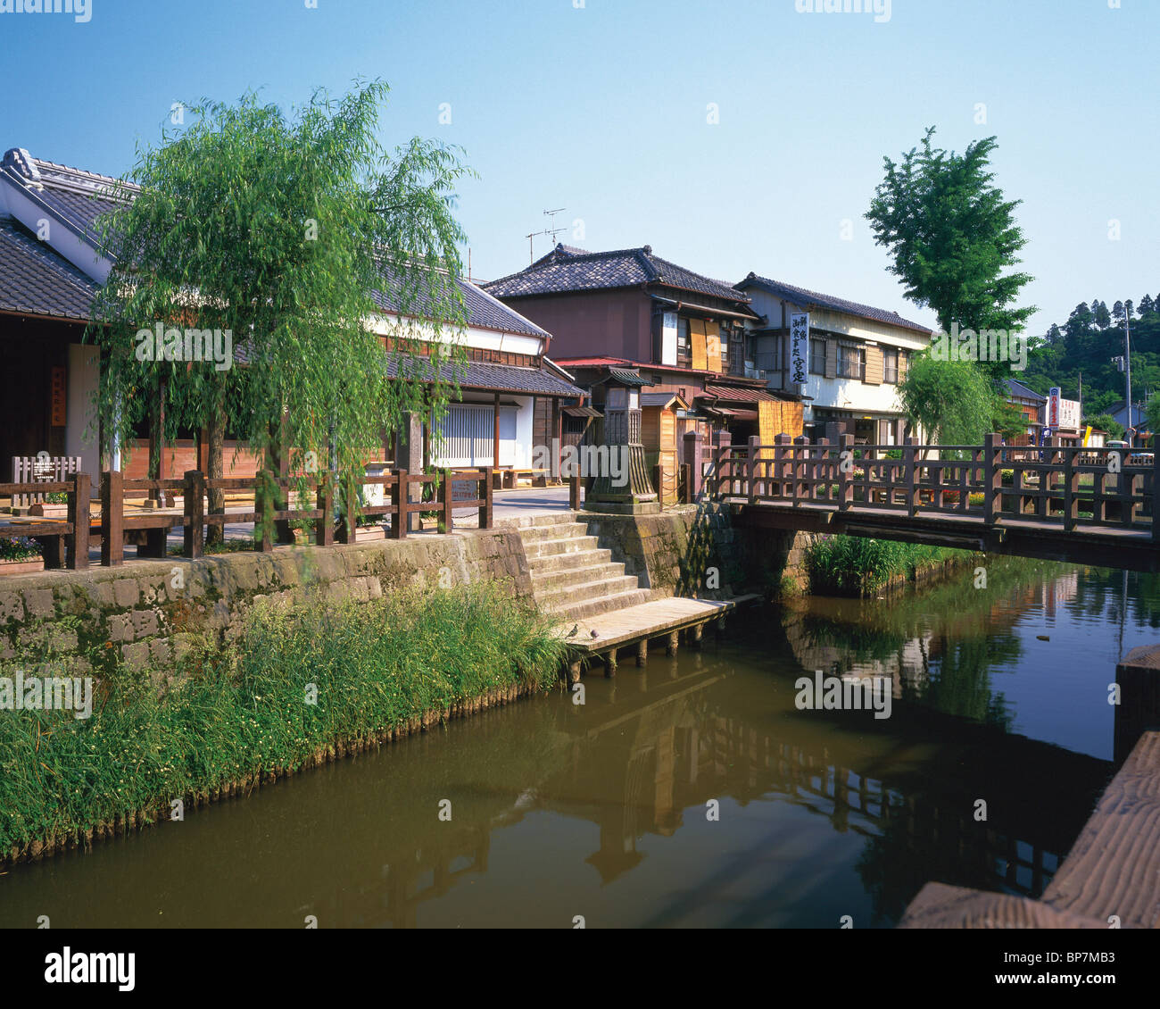 Japanese houses hi-res stock photography and images - Alamy