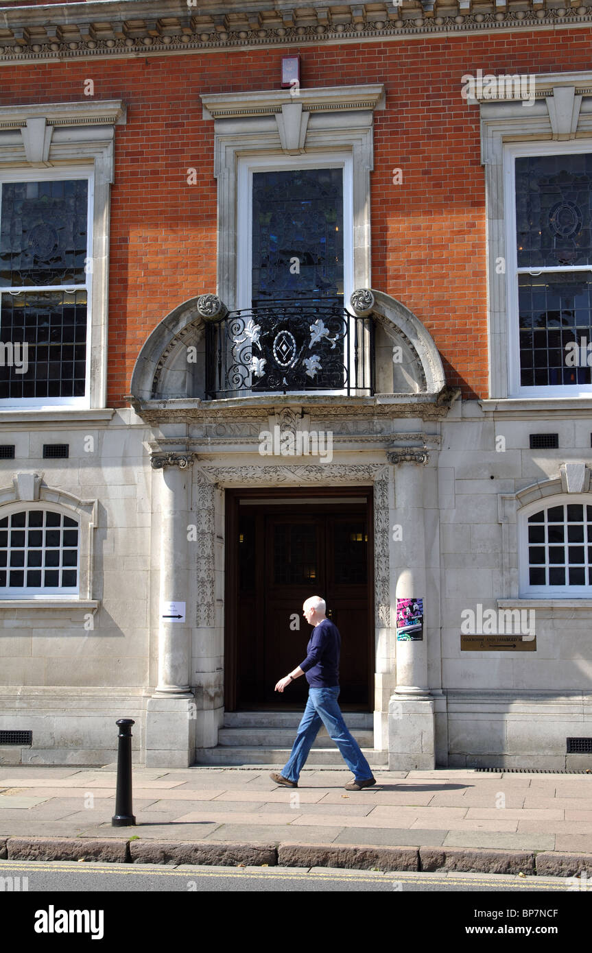 Town hall high wycombe hi-res stock photography and images - Alamy