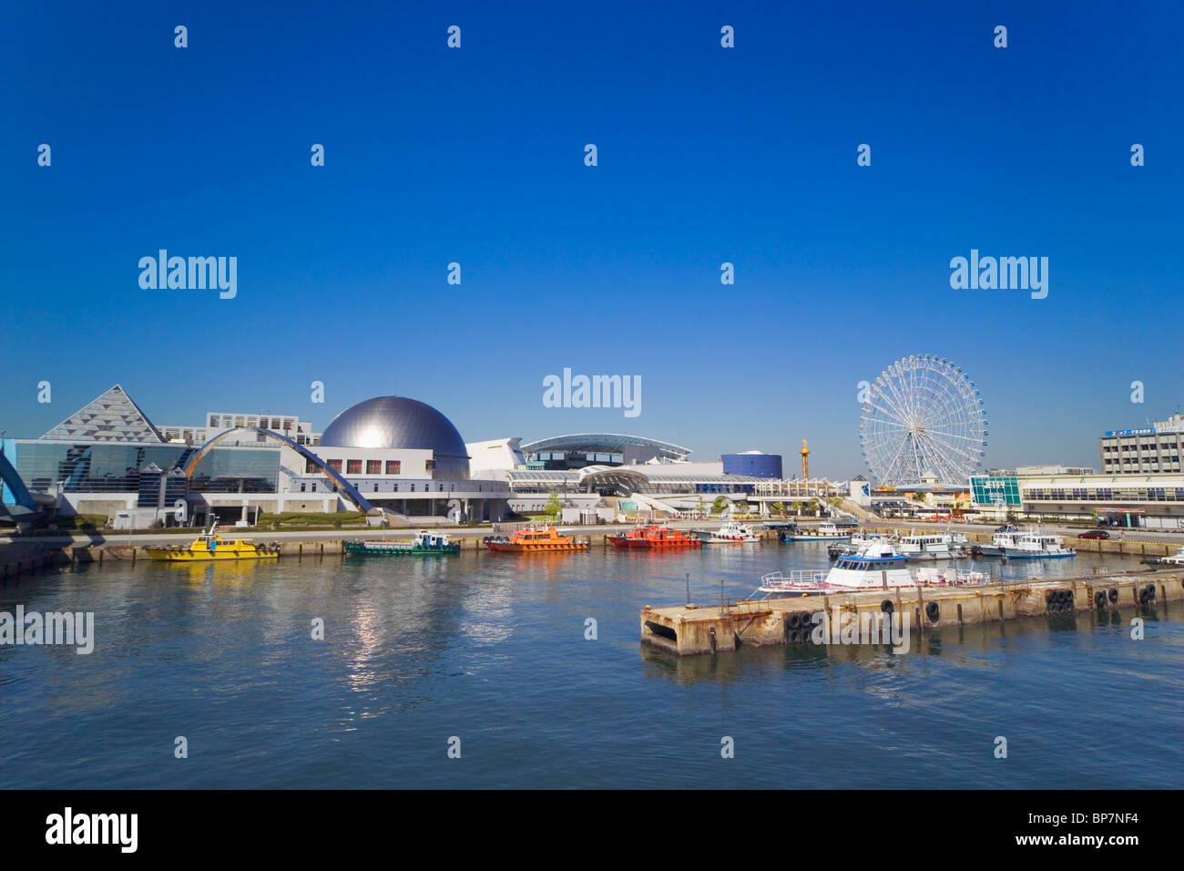Sky boat nagoya hi-res stock photography and images - Alamy