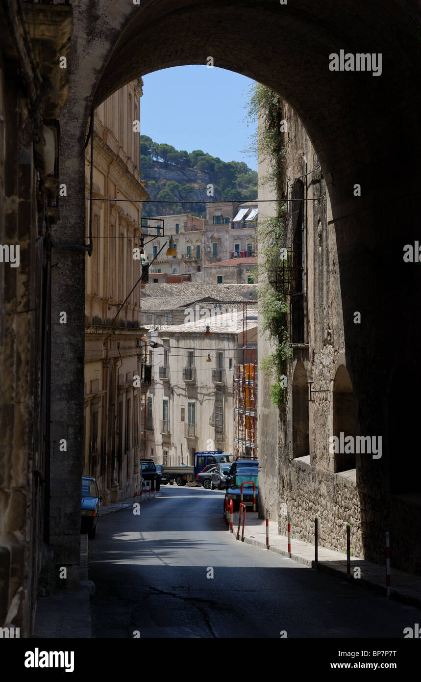 Modica sicily street hi-res stock photography and images - Alamy