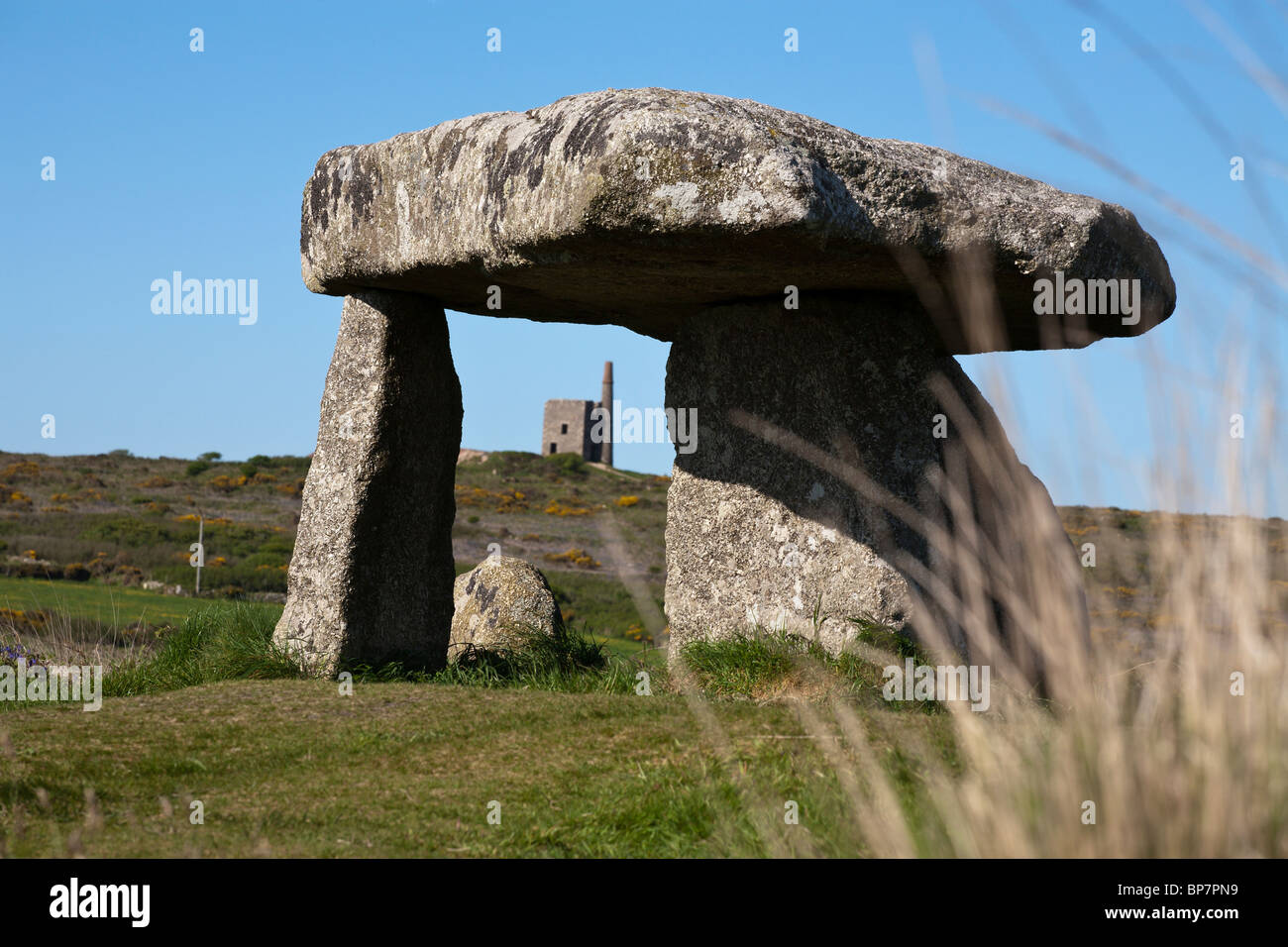 Ancient cornish standing stones hi-res stock photography and images - Alamy