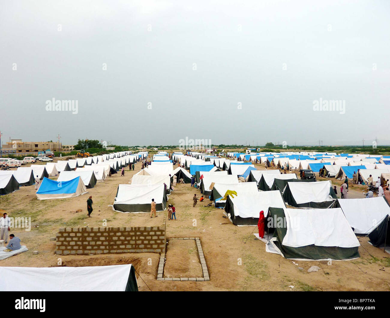Relief camp hi-res stock photography and images - Alamy