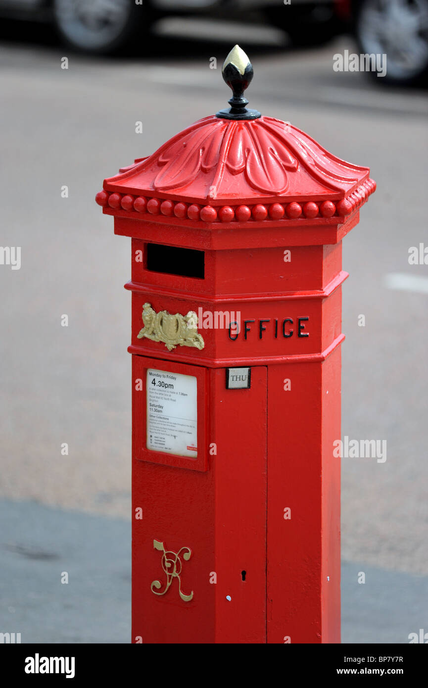 Old victorian post box hi-res stock photography and images - Alamy