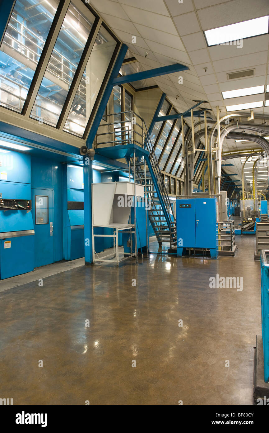Newspaper factory interior Stock Photo - Alamy