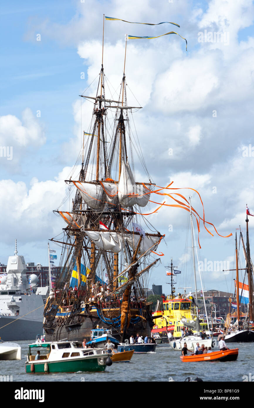 Sail amsterdam ship boat voc gotheborg hi-res stock photography and ...