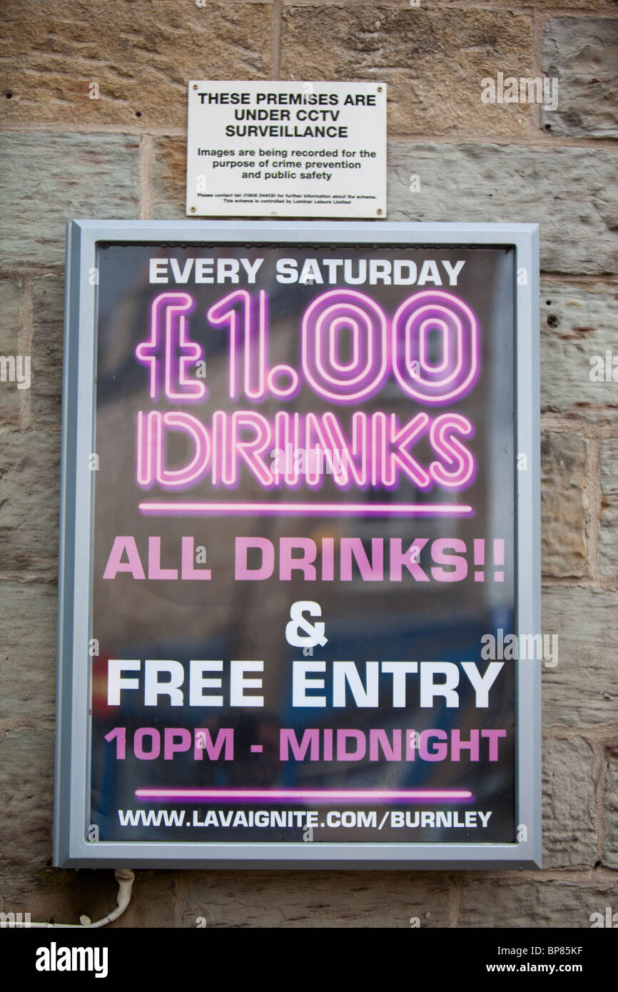 Cheap drink hi-res stock photography and images - Alamy