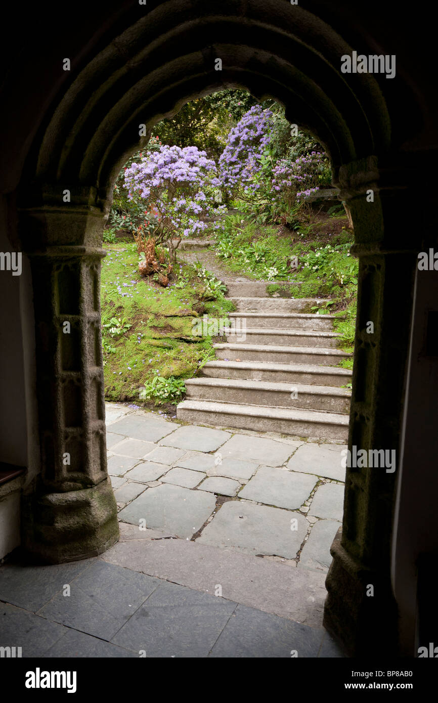 Garden portal hi-res stock photography and images - Alamy