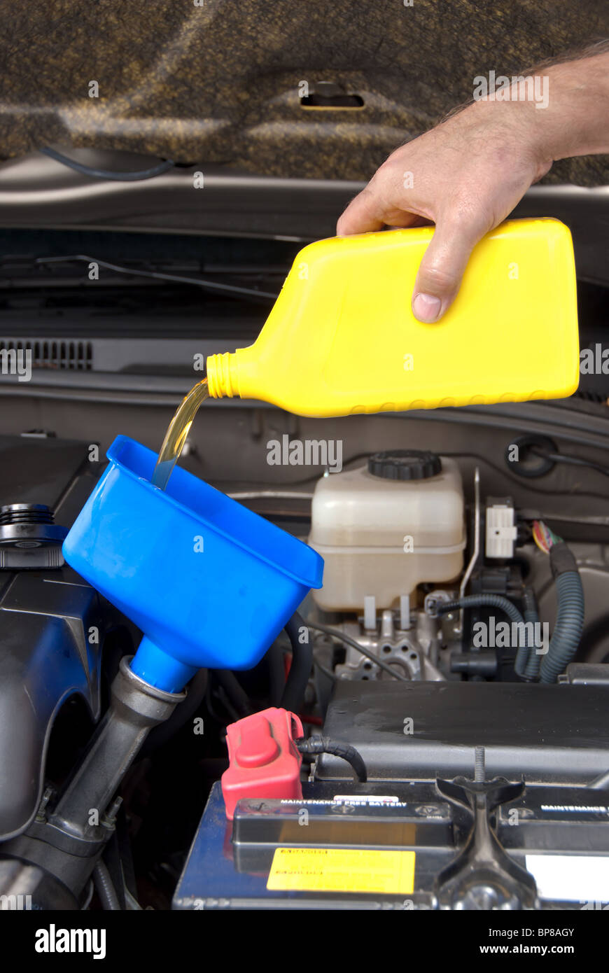 Car maintenance hi-res stock photography and images - Alamy