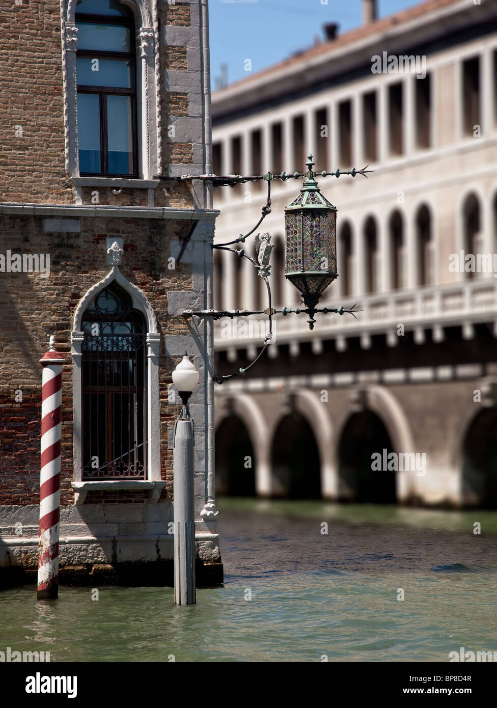 Old building over canal hi-res stock photography and images - Alamy