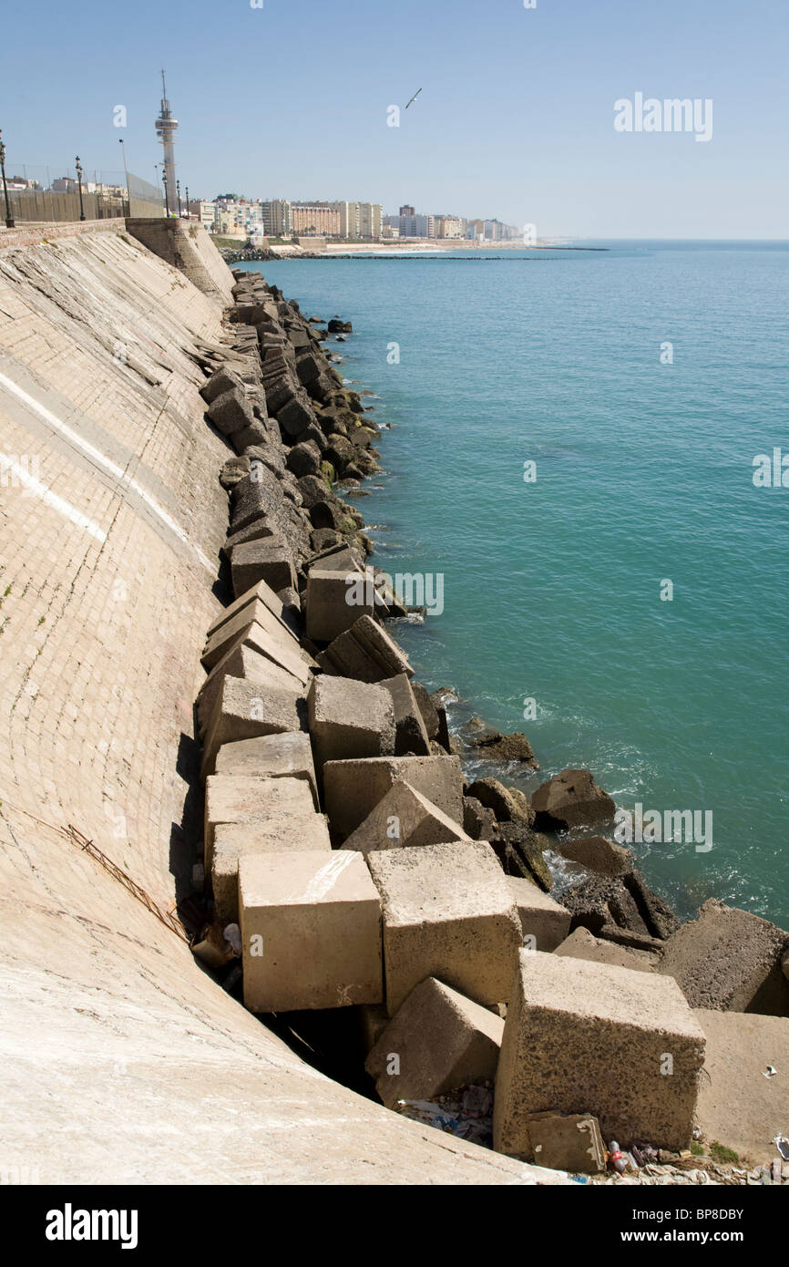 Sea defence block hi-res stock photography and images - Alamy