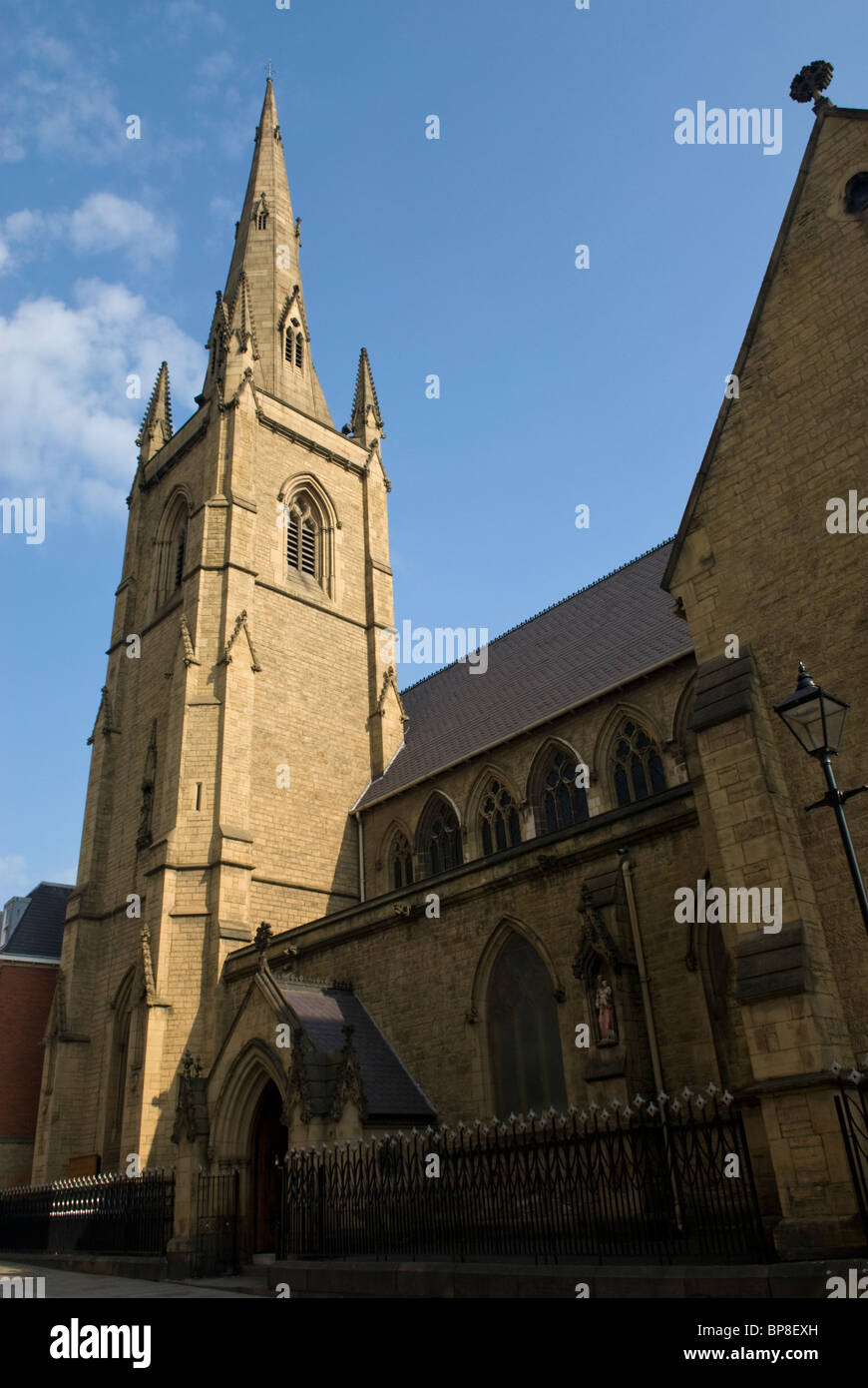 Sheffield cathedral spire hi-res stock photography and images - Alamy
