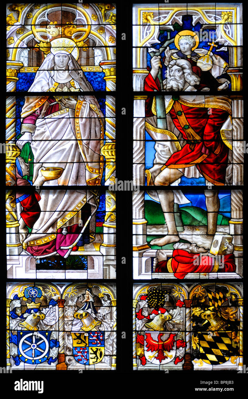 Stained glass window at cologne cathedral kolner dom hi-res stock ...