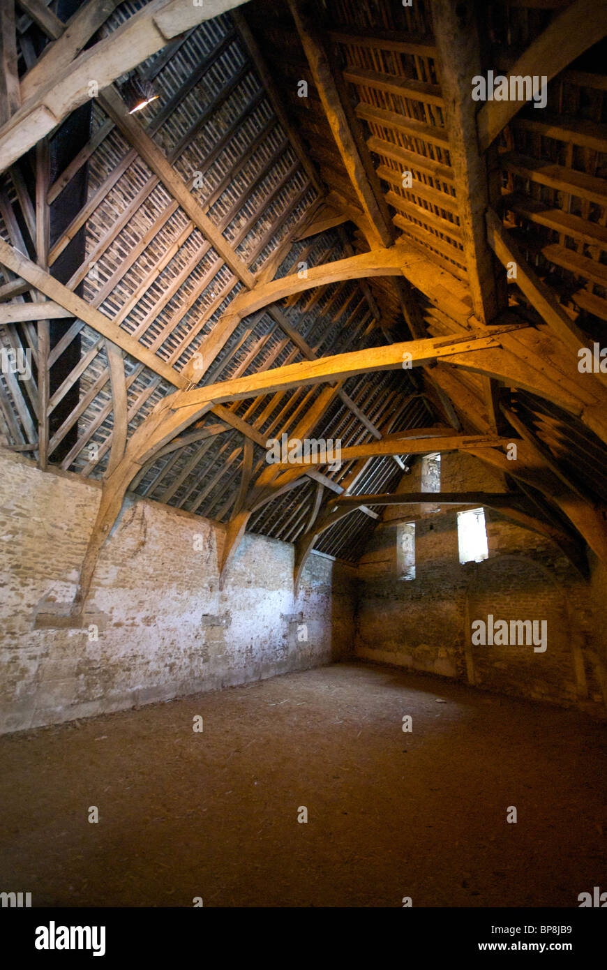 Tithe barn lacock hi-res stock photography and images - Alamy