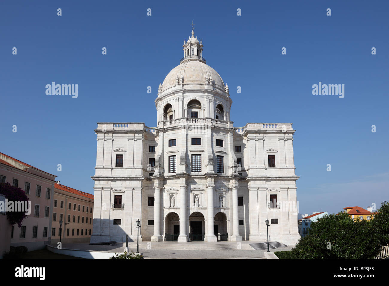Lisboa santa engracia church hi-res stock photography and images - Alamy