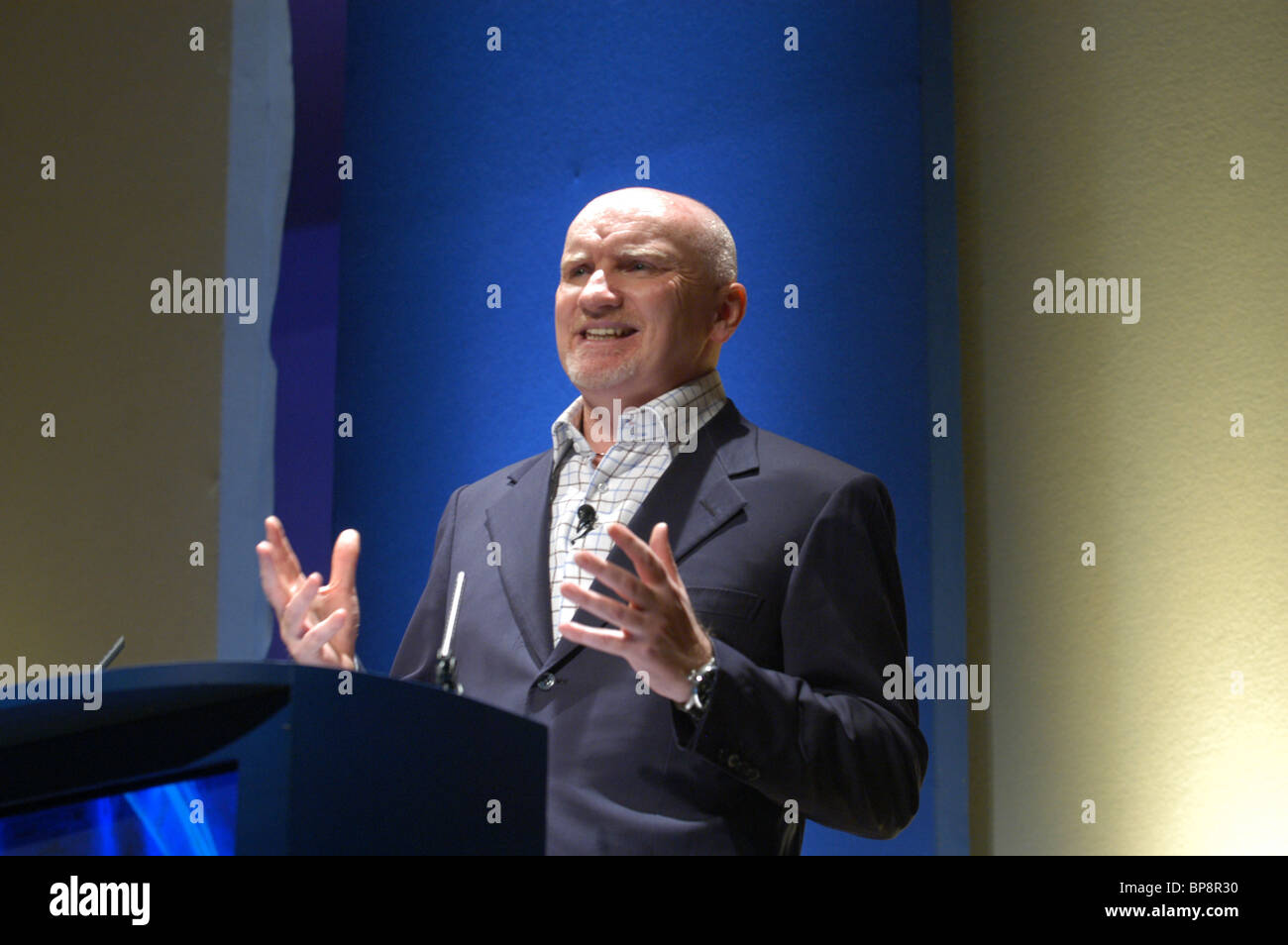 Tom hunter hi-res stock photography and images - Alamy