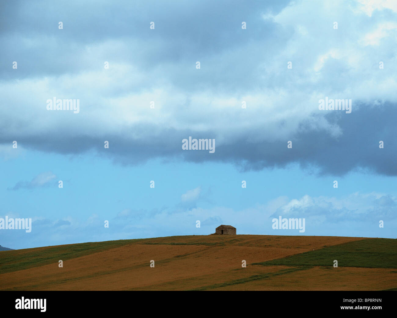 A Small Hut in a Vast Agricultural Field. Sicily, Italy, Europe Stock ...