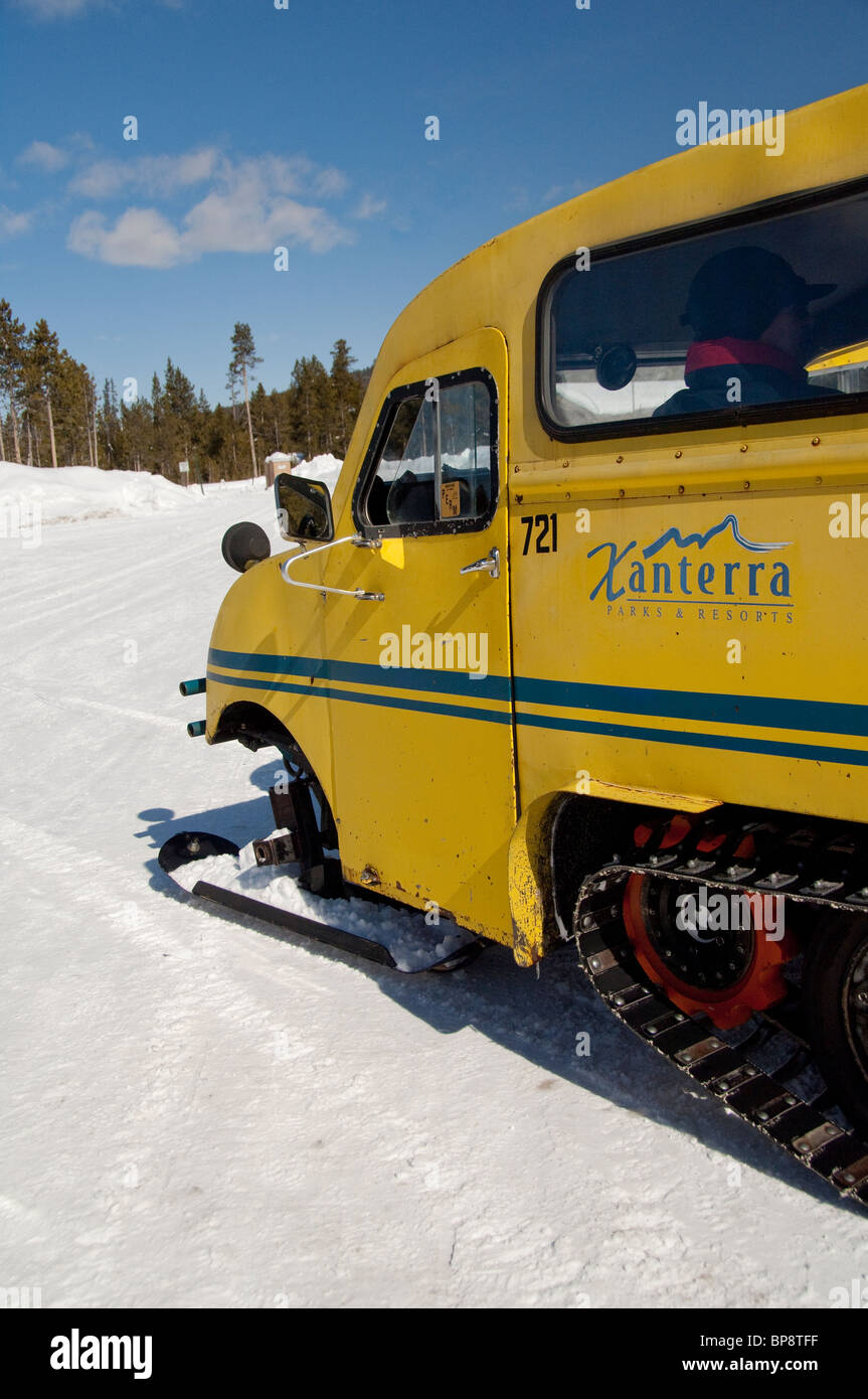 Snow coach hi-res stock photography and images - Alamy