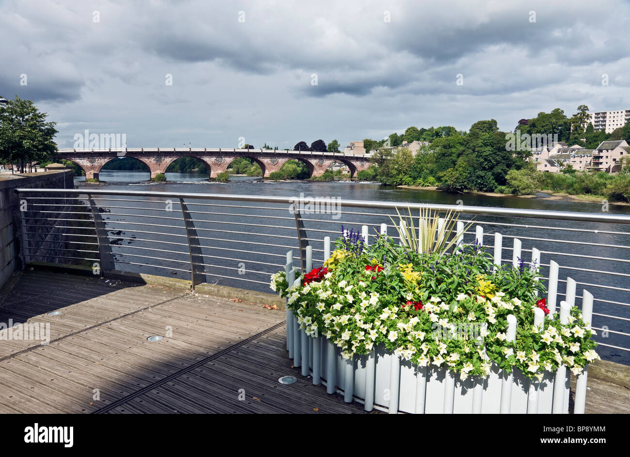 A view of the River Tay and Perth Bridge from the Perth side of the ...