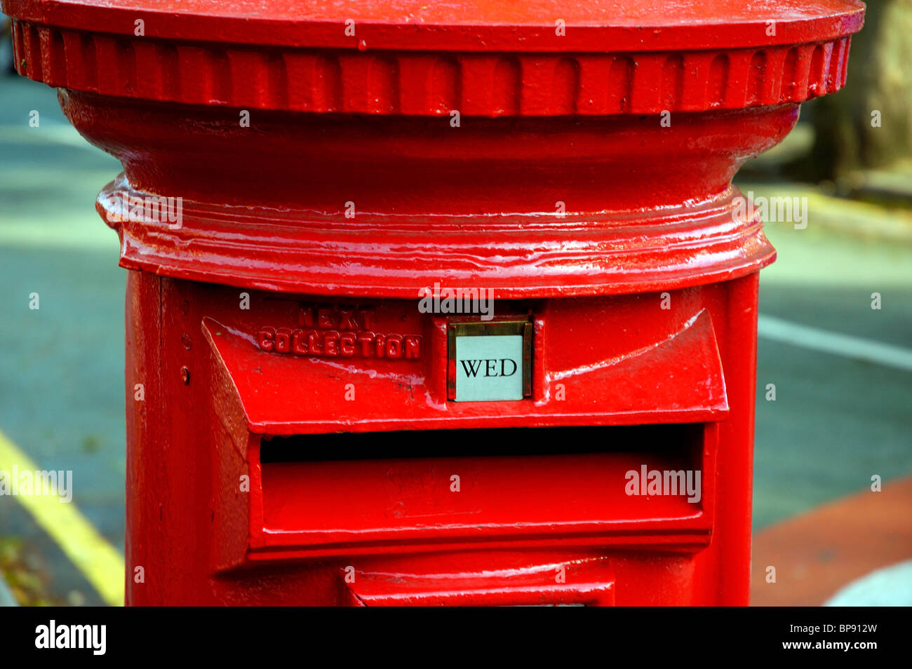 Cast iron pillar box hi-res stock photography and images - Alamy