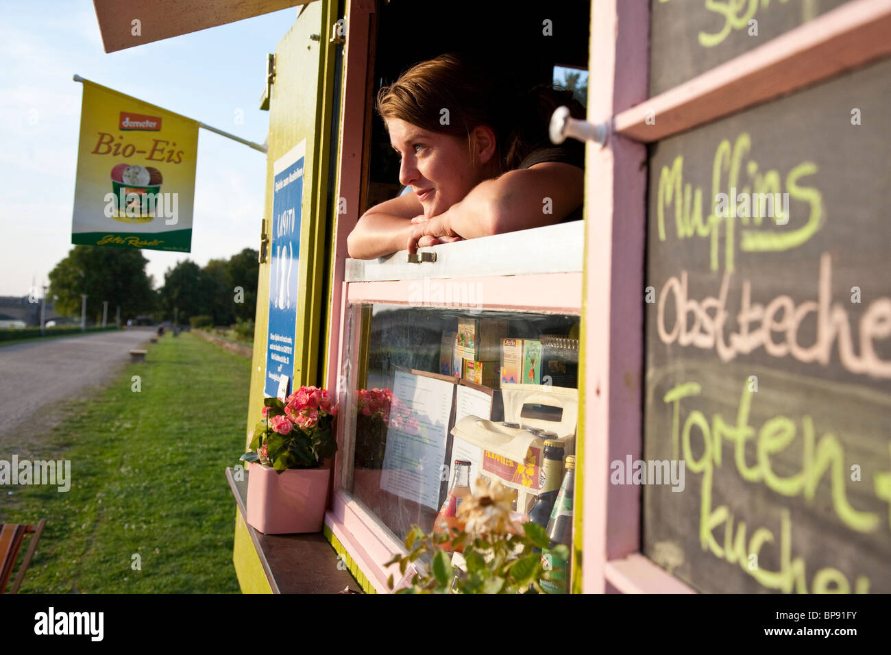 Kiosk germany hi-res stock photography and images - Alamy