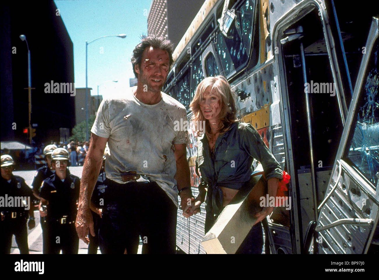 Gauntlet 1977 Clint Eastwood Locke High Resolution Stock Photography ...