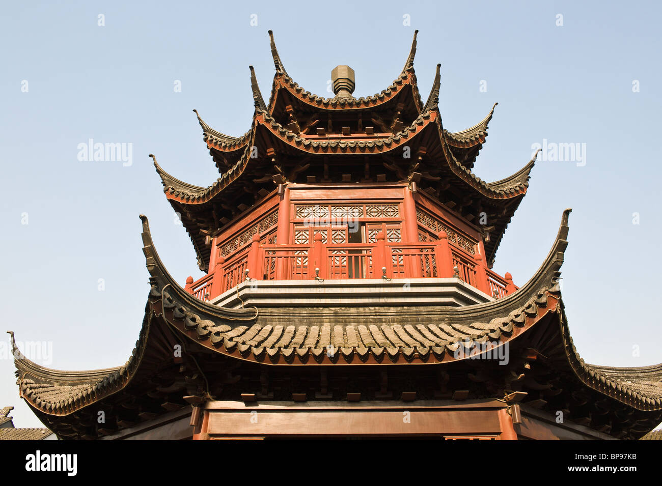 China, Suzhou. Pagoda along Shan Tang Street Stock Photo - Alamy