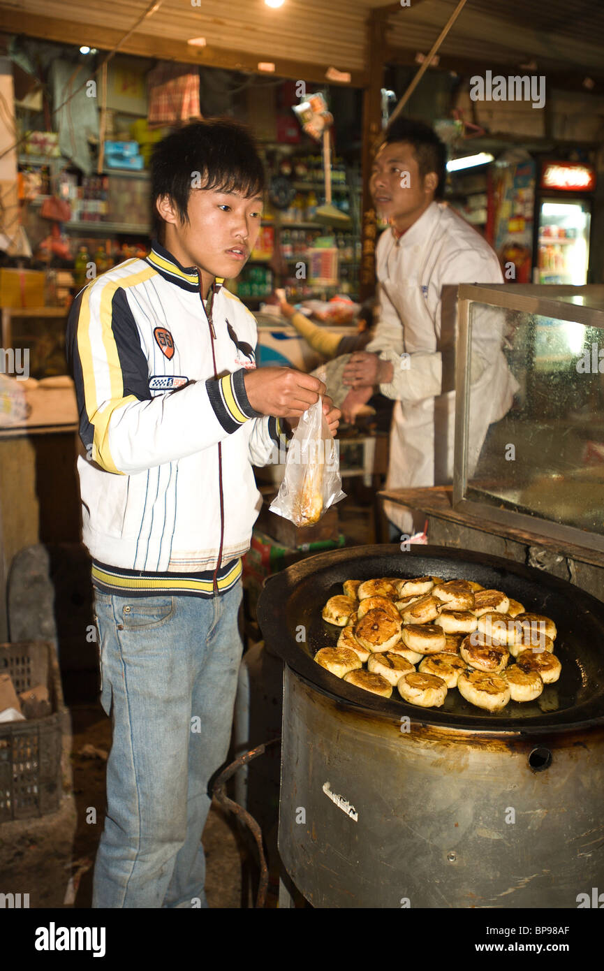 China, Suzhou. Local market Stock Photo - Alamy