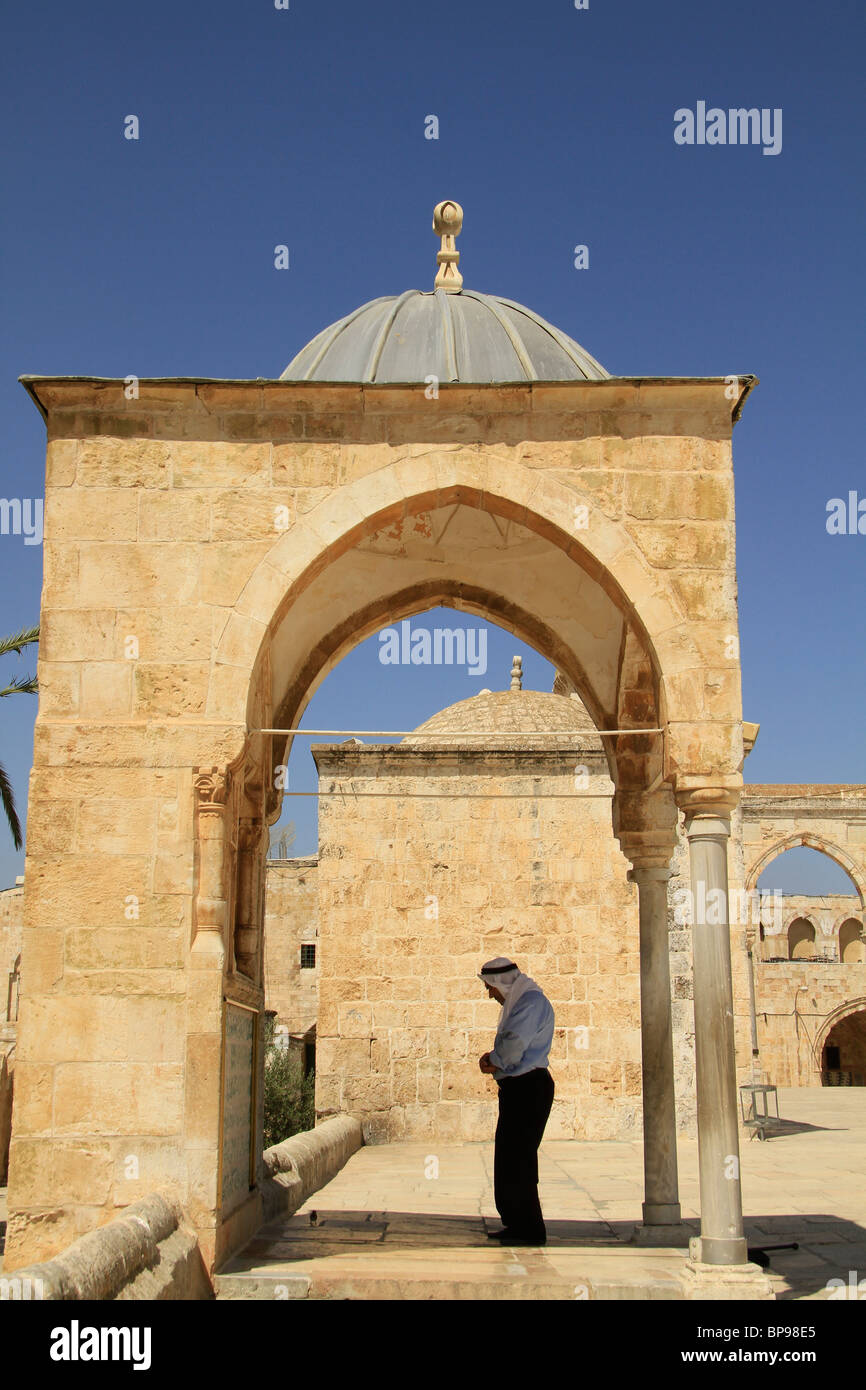 Israel, Jerusalem, a prayer at Haram esh Sharif Stock Photo - Alamy