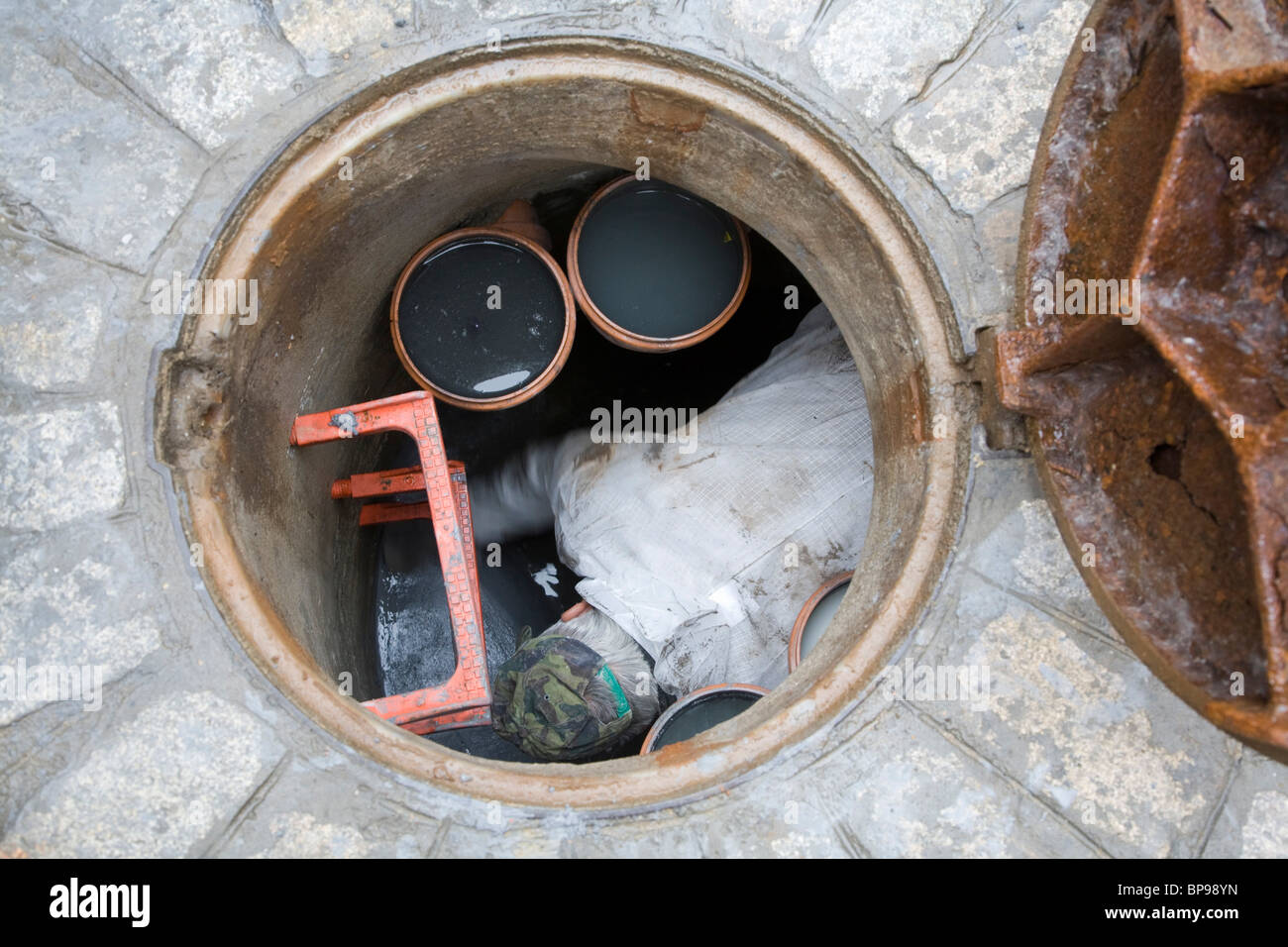 Maintenaning hi-res stock photography and images - Alamy