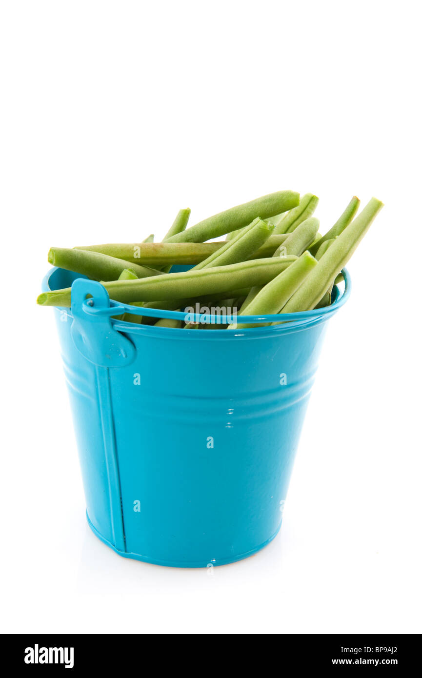 Fresh washed and cut string beans to prepare Stock Photo - Alamy