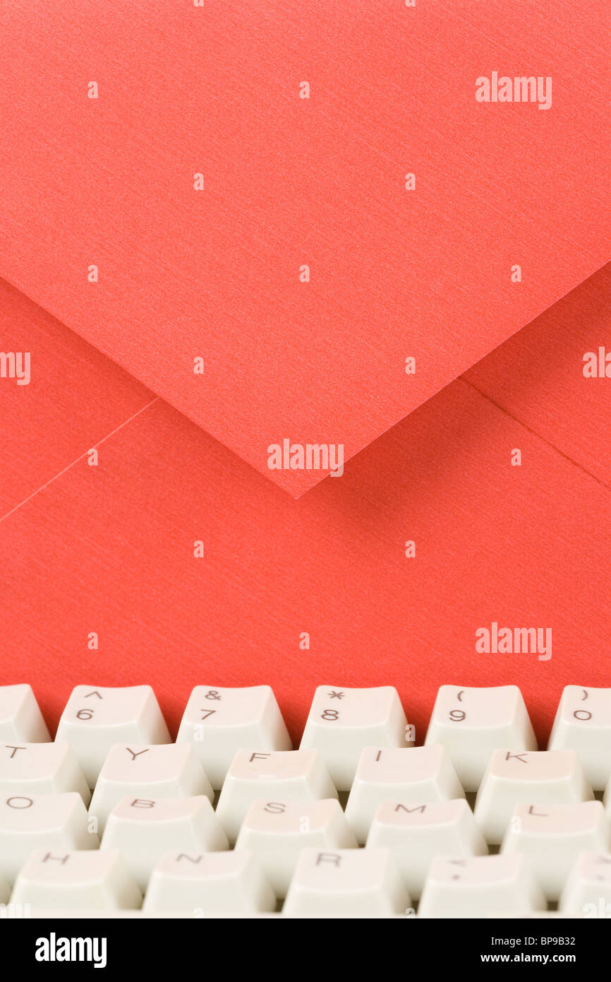 Envelope computer hi-res stock photography and images - Alamy