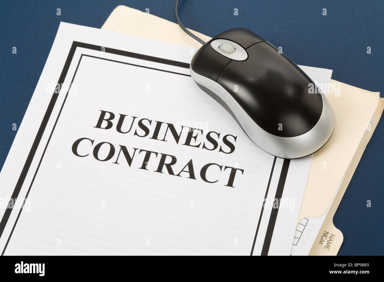 Computer contract hi-res stock photography and images - Alamy