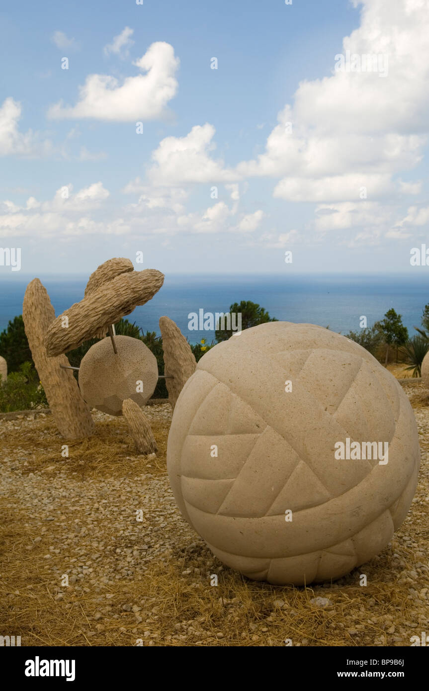 Open air sculptures hi-res stock photography and images - Alamy