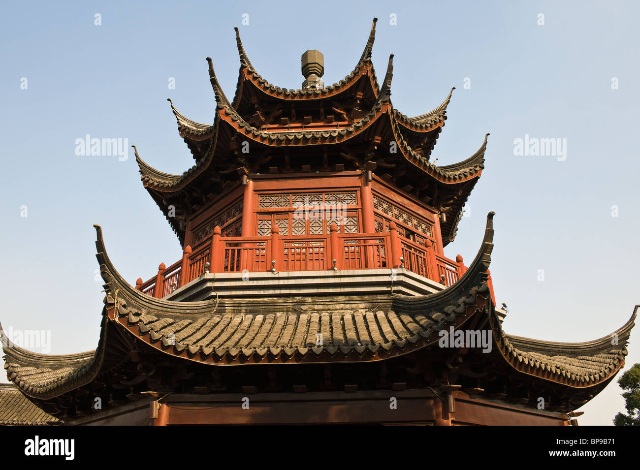 China, Suzhou. Pagoda along Shan Tang Street Stock Photo - Alamy