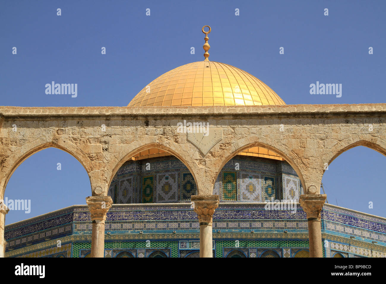 Gold haram hi-res stock photography and images - Alamy
