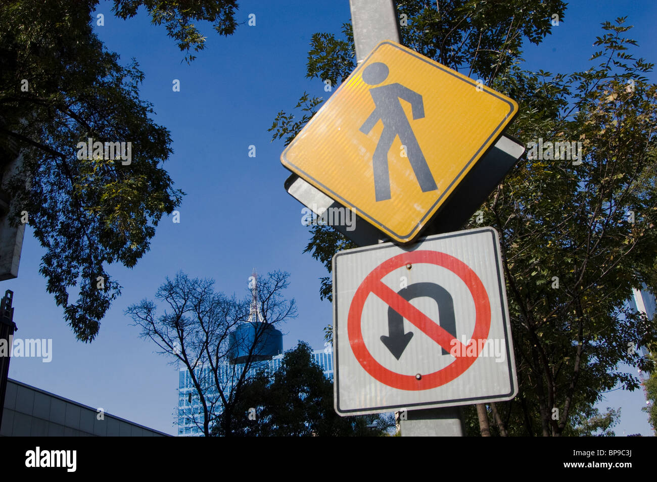 Mexico street signs hi-res stock photography and images - Alamy