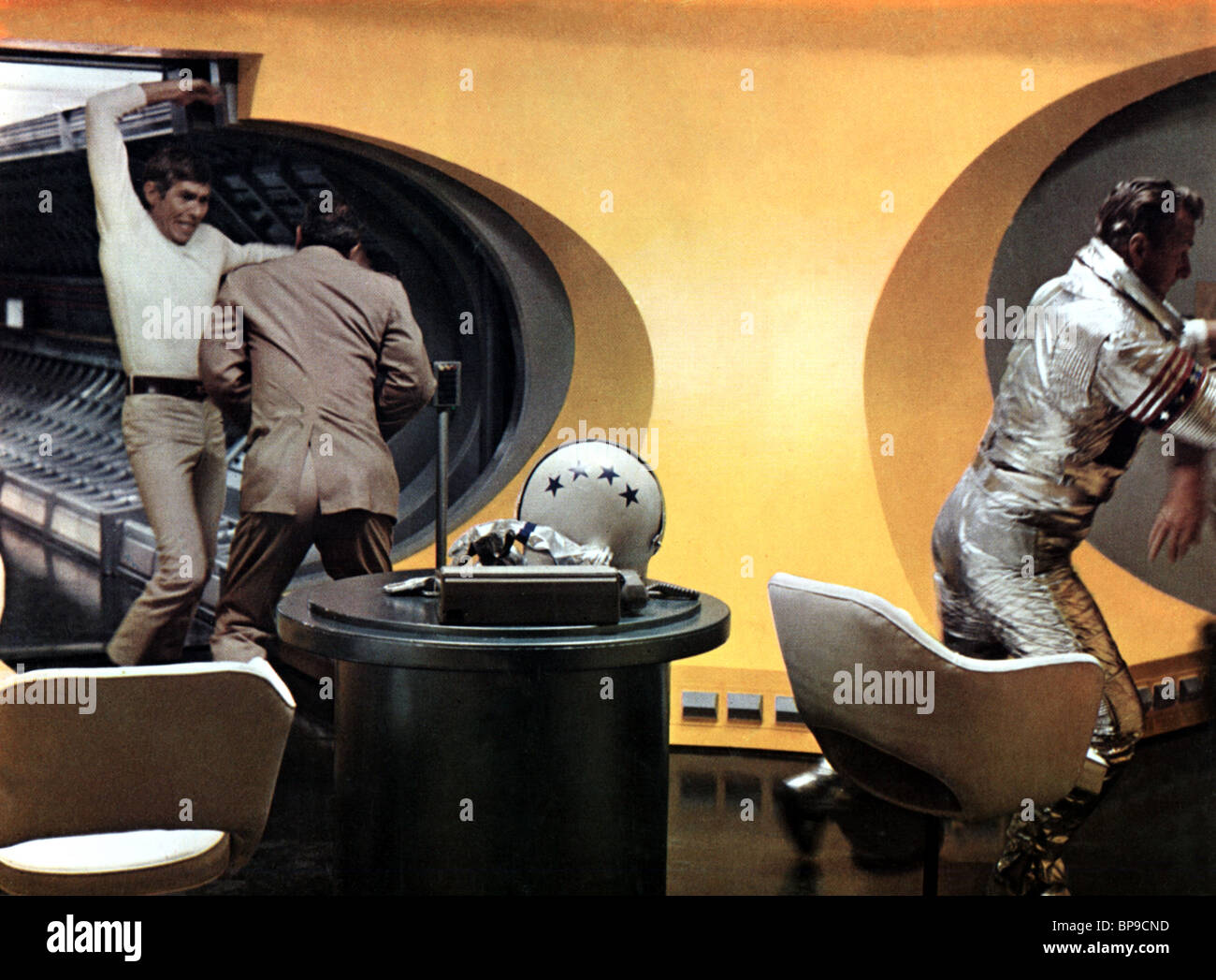 James Coburn 1964 High Resolution Stock Photography and Images - Alamy