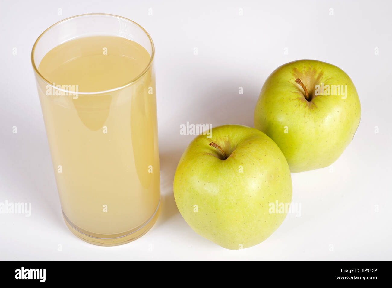 Fresh apple juice uk hi-res stock photography and images - Alamy