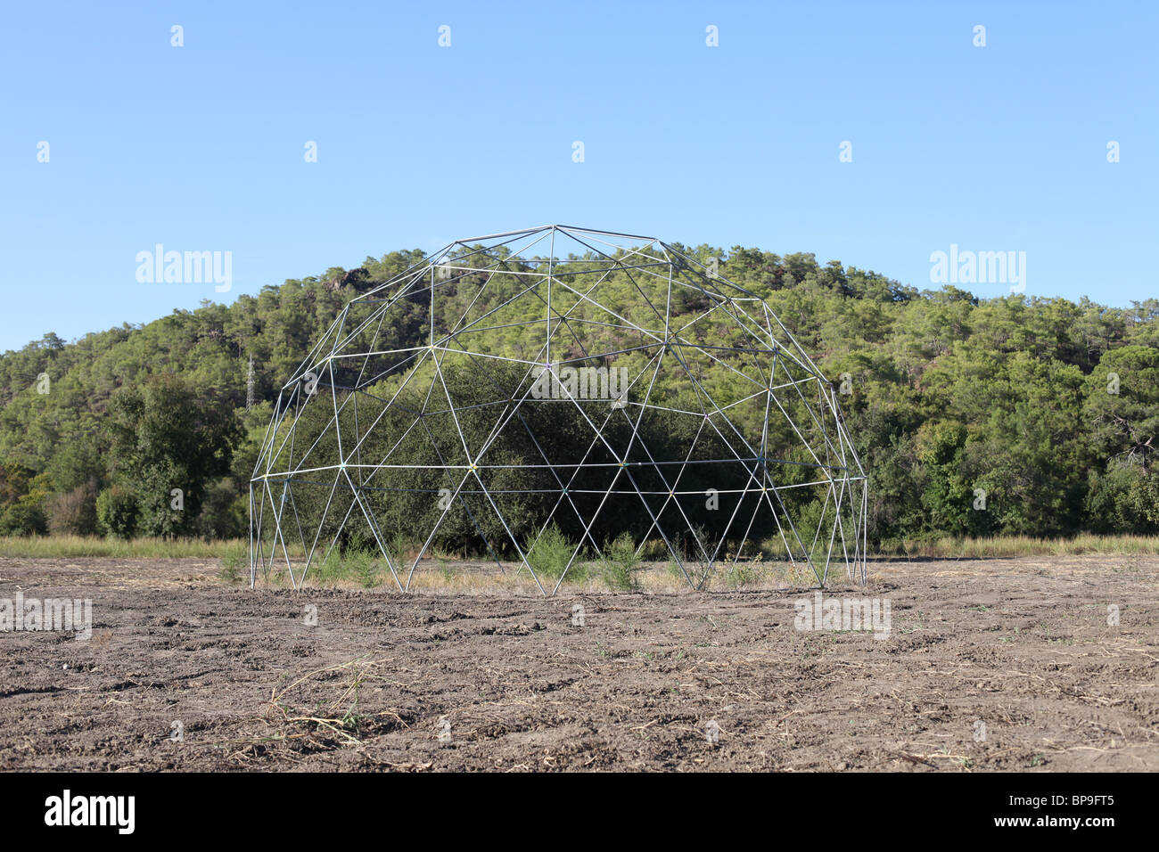 tent construction in nature Stock Photo - Alamy