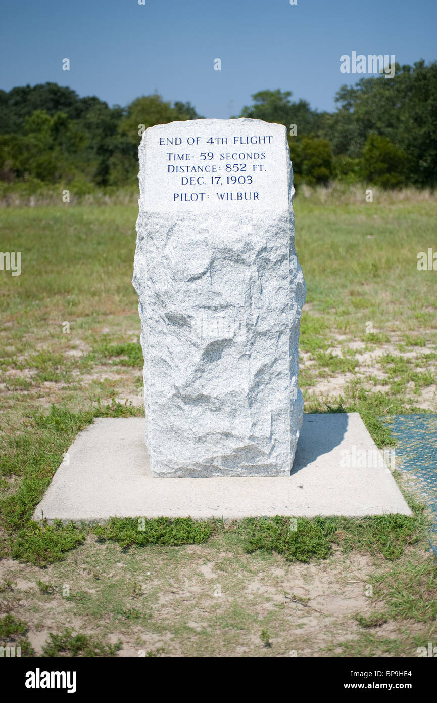 Wright brothers first flight marker hi-res stock photography and images ...
